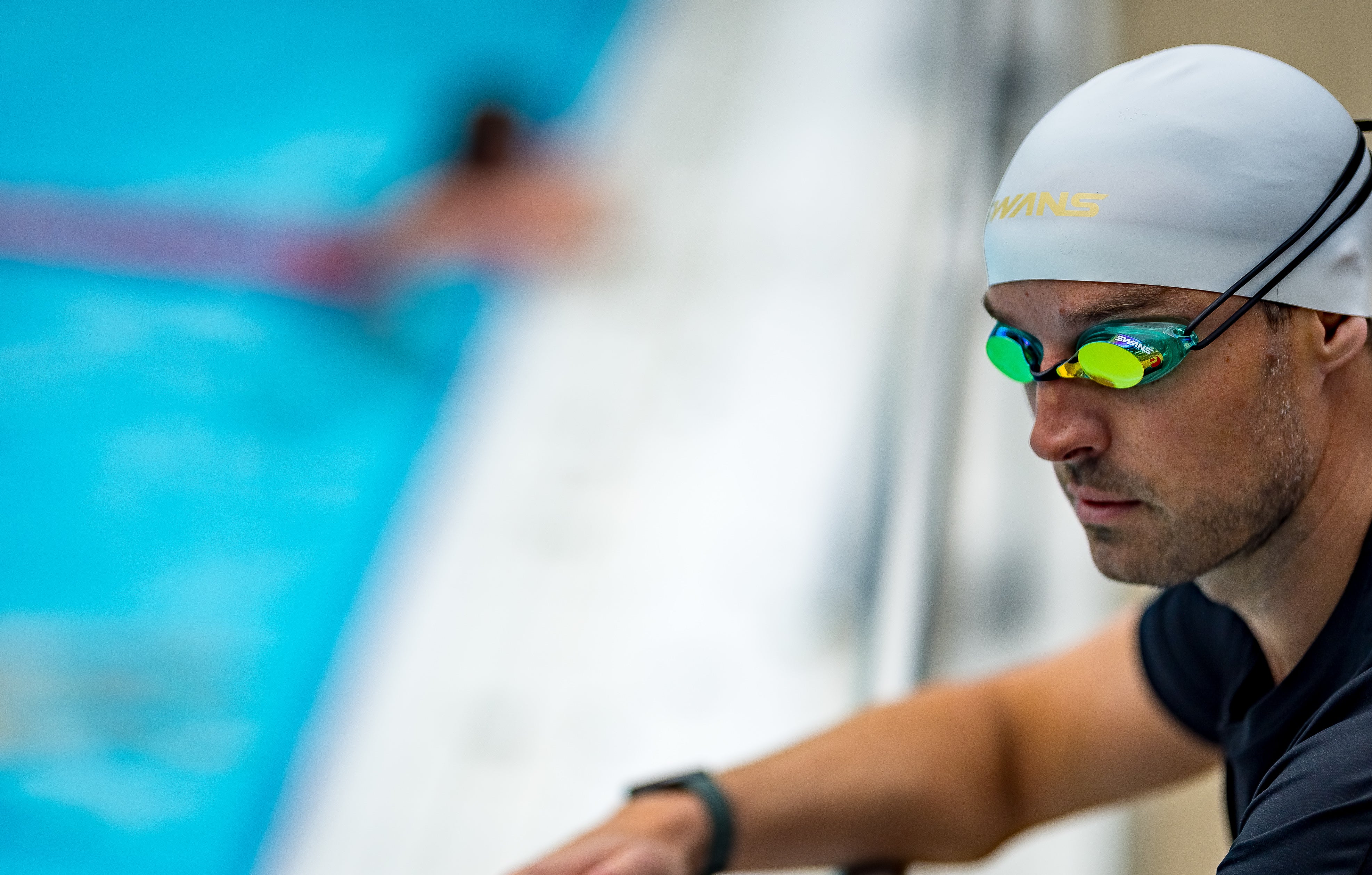 Mirrored swimming goggles: what are they and how to choose the perfect